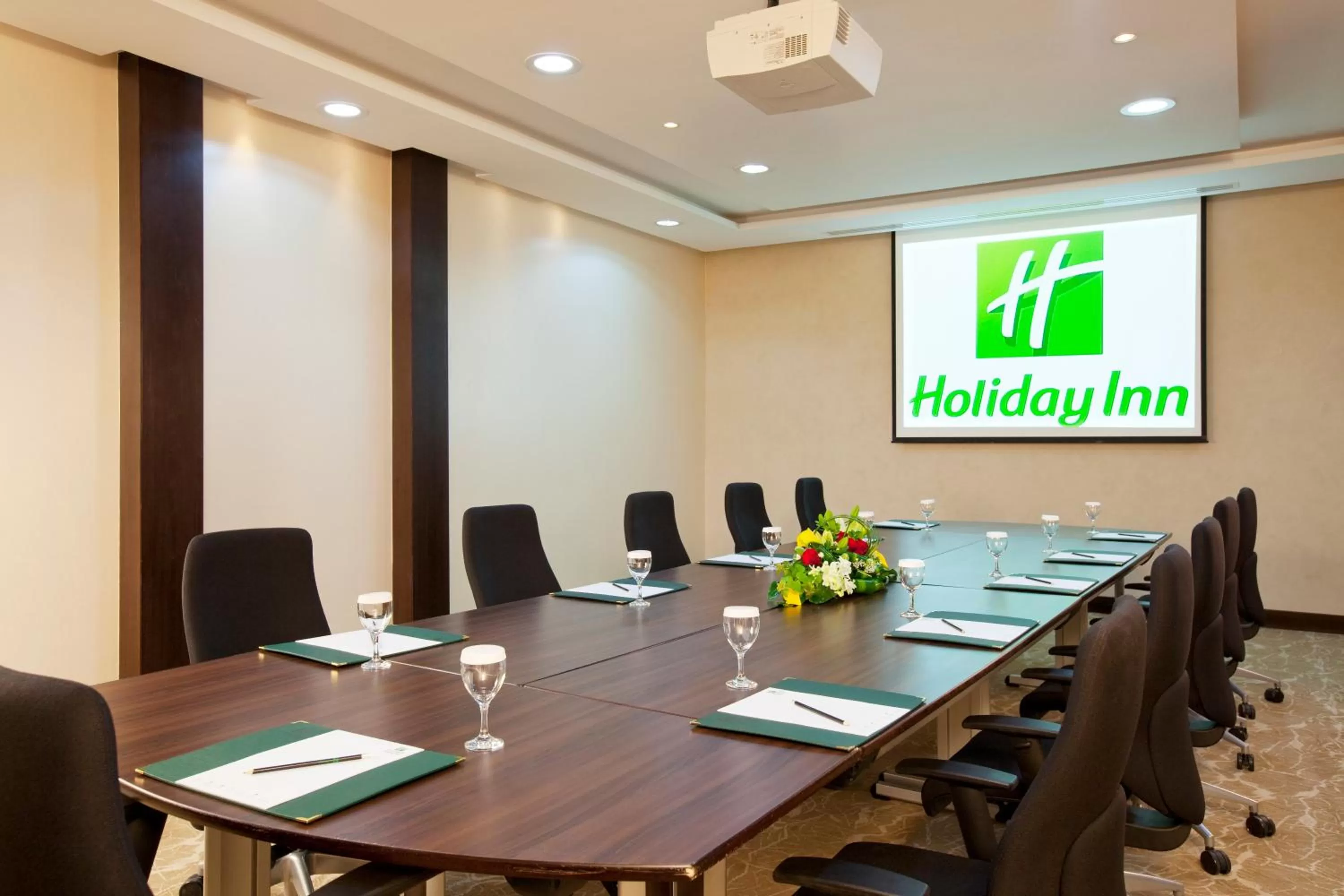 Holiday Inn Riyadh Izdihar by IHG, Saudi Arabia - from $128 - Travelated