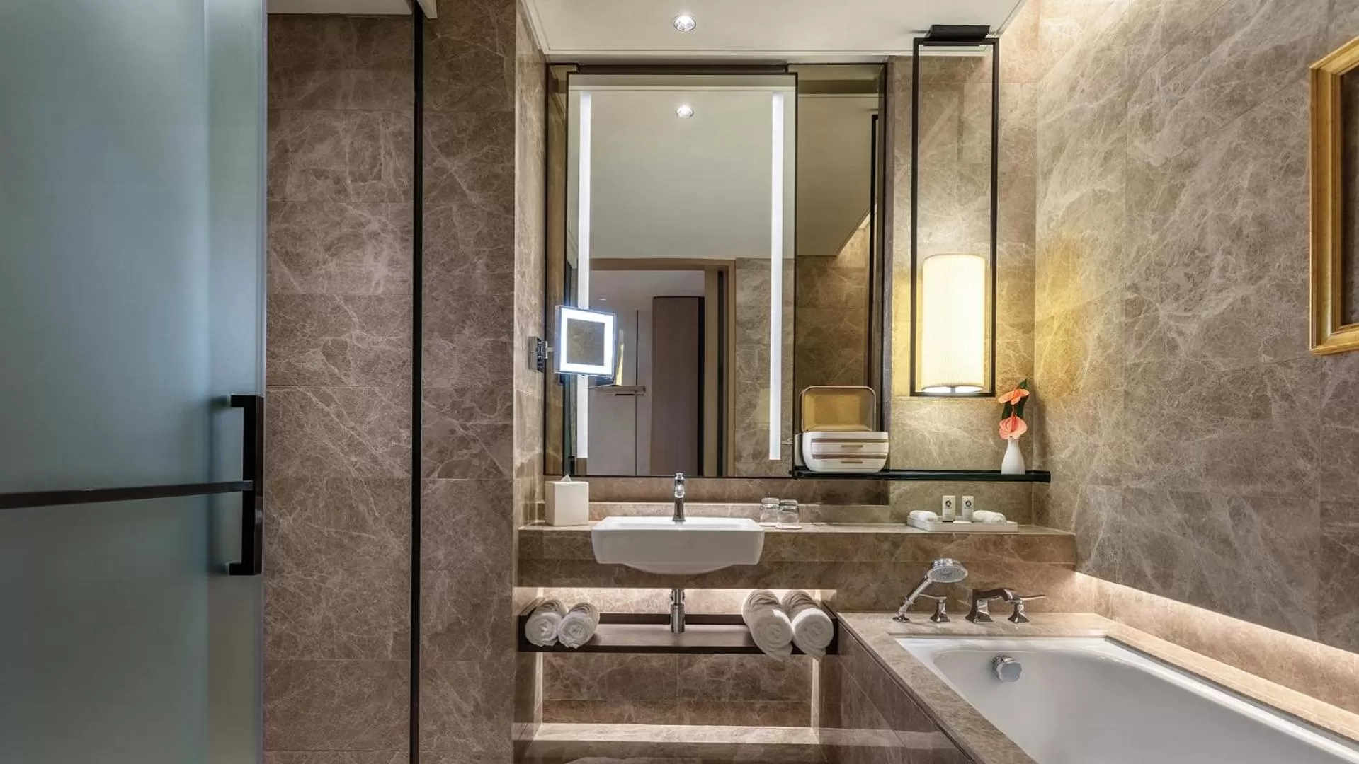 Sofitel Singapore City Centre, Singapore - from $293 - Travelated
